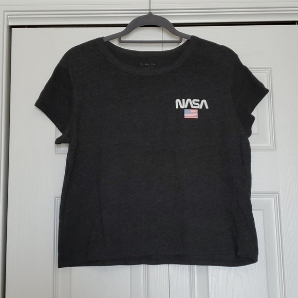 Nasa | Tops | Nasa Logo Gray Cropped Tee Size Xxl Euc | Poshmark